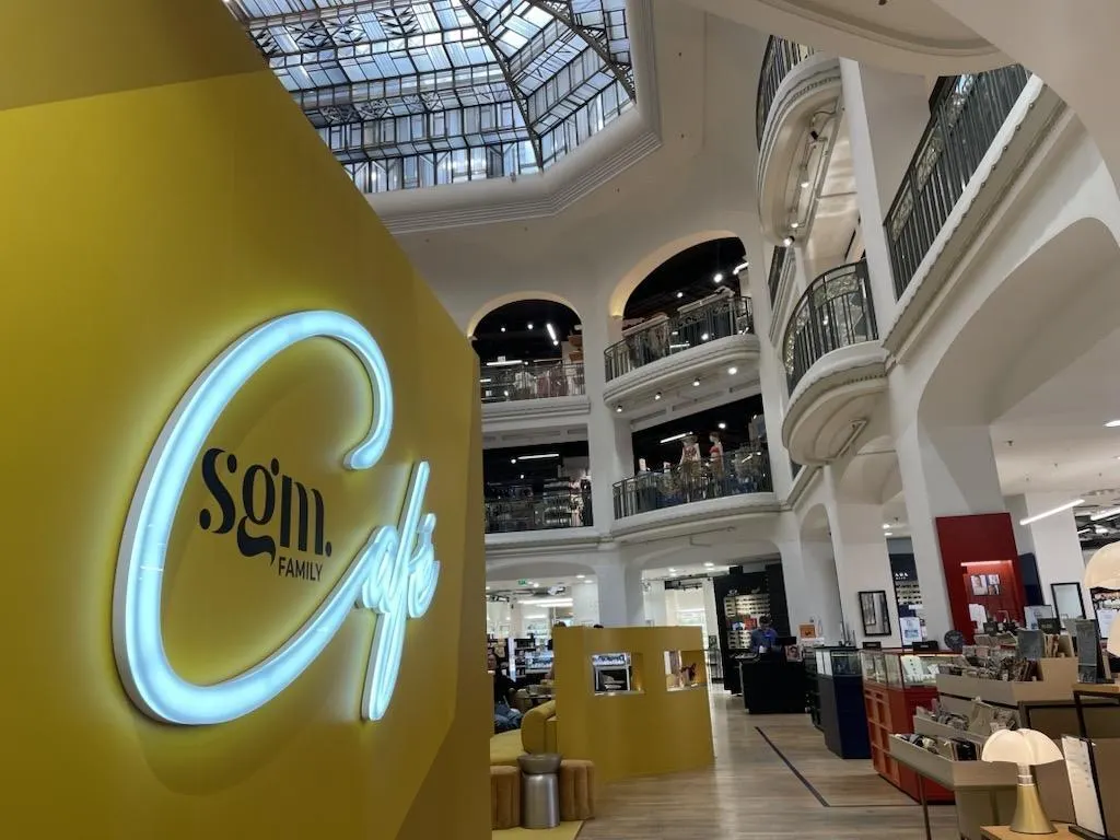 TÉMOIGNAGE. « Le climat est anxiogène » : les Galeries Lafayette ont ...