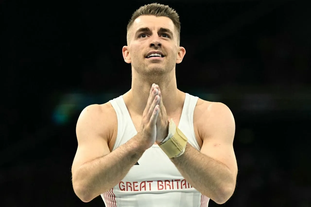 Gymnastique. « Je n’en ai pas fini » : le triple champion olympique britannique Max Whitlock ...