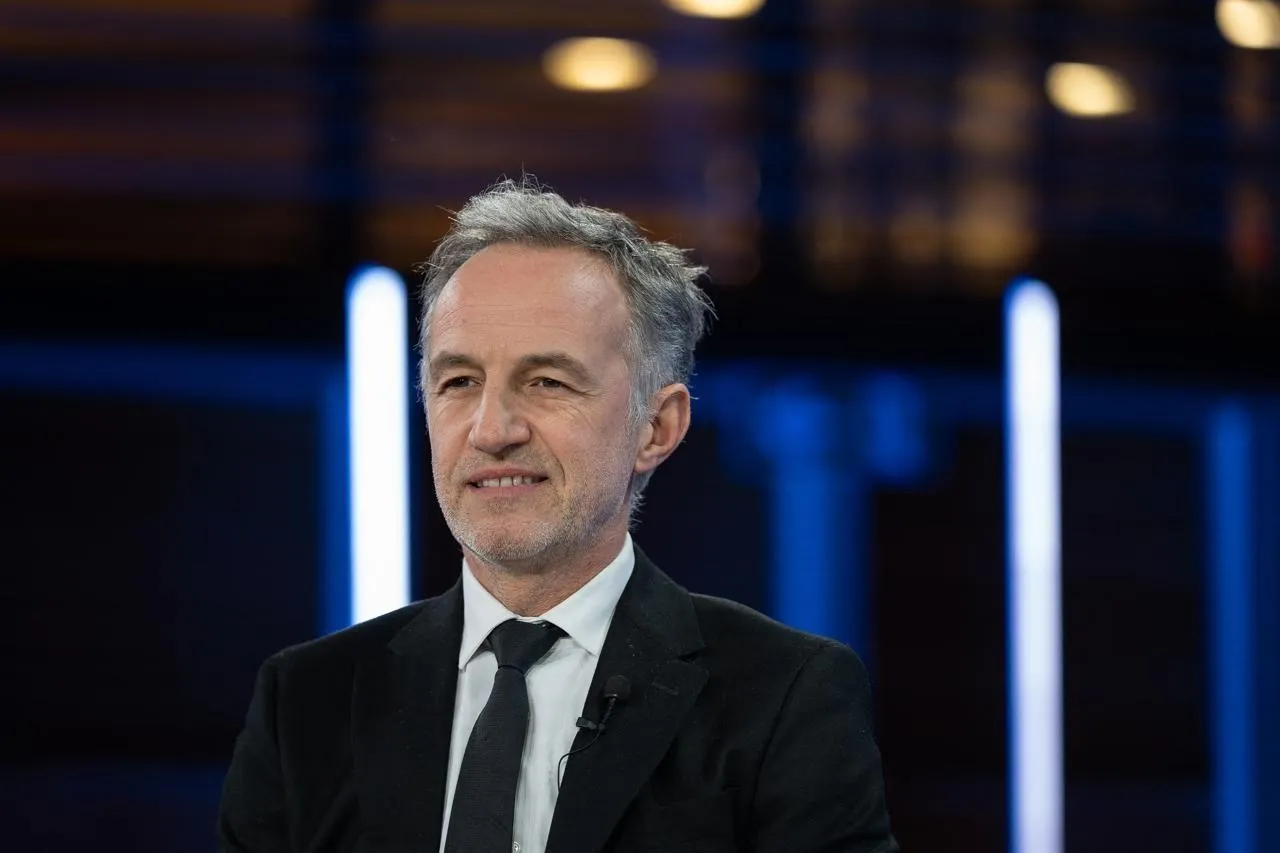 Municipales 2026 à Paris : le candidat PS Emmanuel Grégoire dénonce l ...