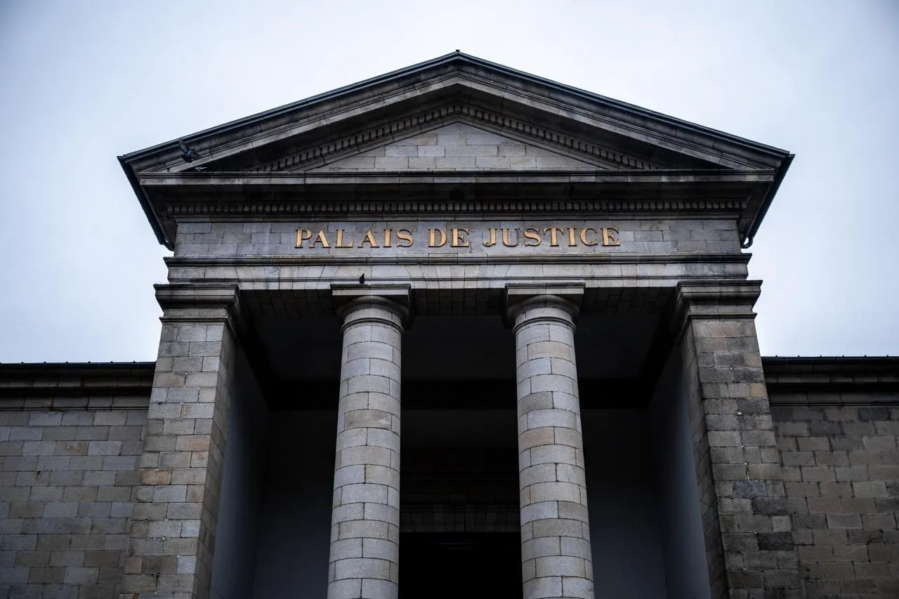 Procès du faux infirmier en Bretagne : cinq années de prison ferme avec ...